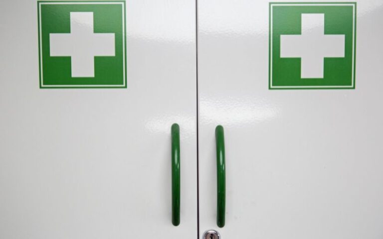 Proper Storage and Disposal of Medications at Home | Stayner Family ...